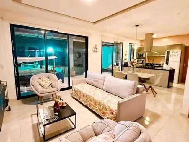 Casa / Sobrado para Venda em Balneário Piçarras/SC Itacolomi 3 Quartos