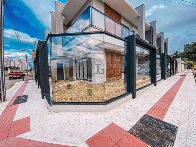 Casa / Sobrado para Venda em Balneário Piçarras/SC Itacolomi 3 Quartos