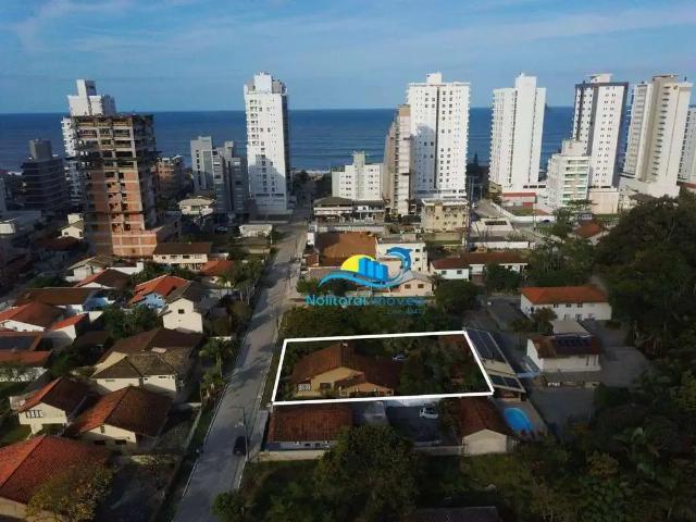 Casa / Sobrado para Venda em Balneário Piçarras/SC Itacolomi