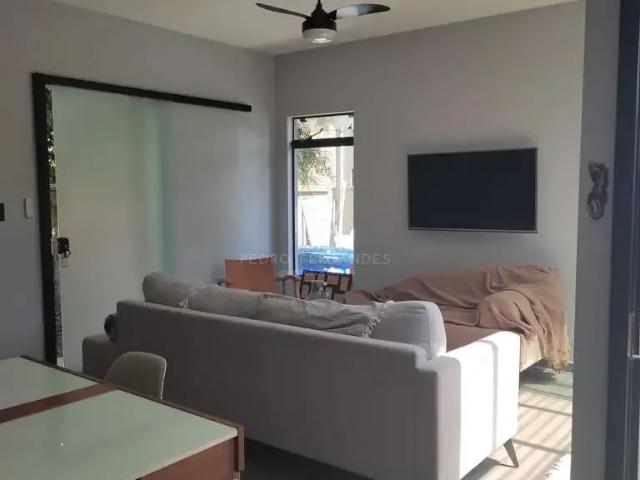 Casa / Sobrado para Venda em Balneário Piçarras/SC Itacolomi 2 Quartos