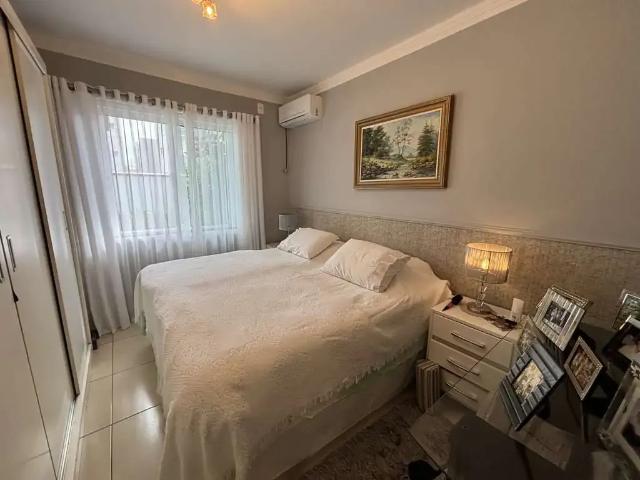 Casa / Sobrado para Venda em Balneário Piçarras/SC Itacolomi 2 Quartos