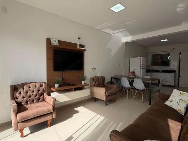 Casa / Sobrado para Venda em Balneário Piçarras/SC Itacolomi 2 Quartos