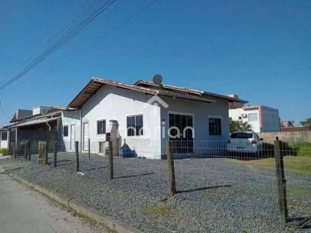 Casa / Sobrado para Venda em Balneário Piçarras/SC Nossa Senhora da Paz 3 Quartos