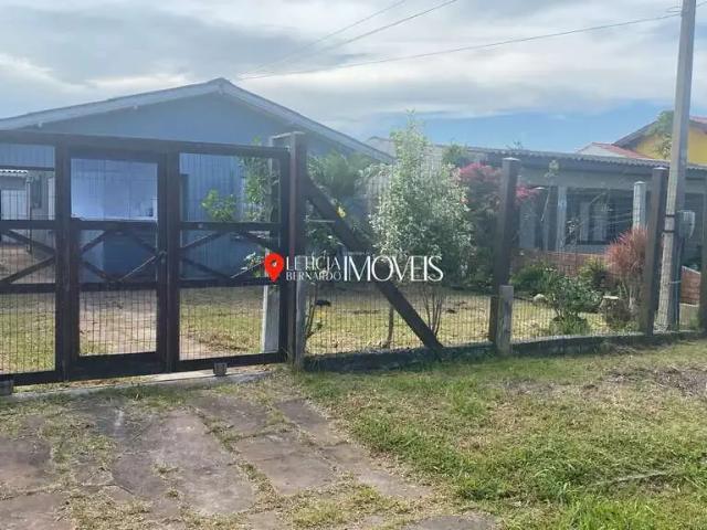 Casa / Sobrado para Venda em Balneário Pinhal/RS Centro 2 Quartos