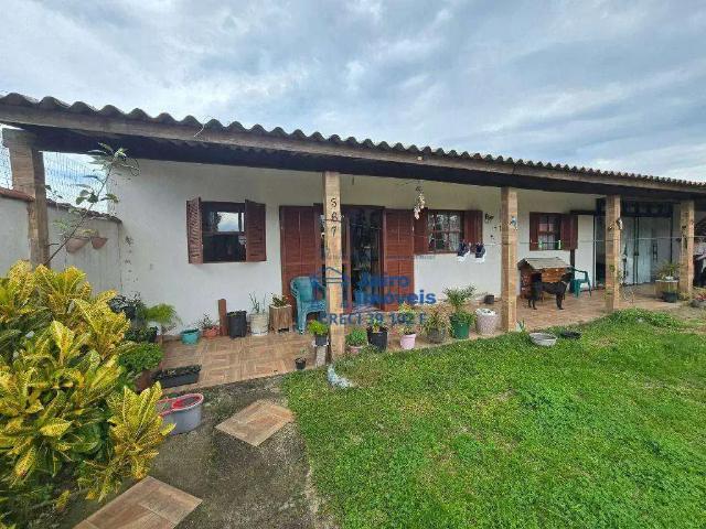 Casa / Sobrado para Venda em Balneário Pinhal/RS Centro 3 Quartos