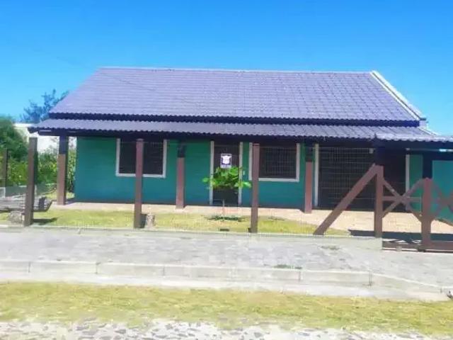 Casa / Sobrado para Venda em Balneário Pinhal/RS Centro 3 Quartos