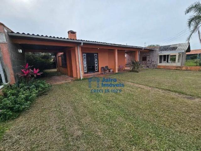 Casa / Sobrado para Venda em Balneário Pinhal/RS Centro 3 Quartos