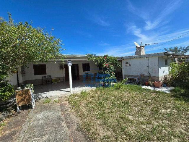 Casa / Sobrado para Venda em Balneário Pinhal/RS Centro 3 Quartos