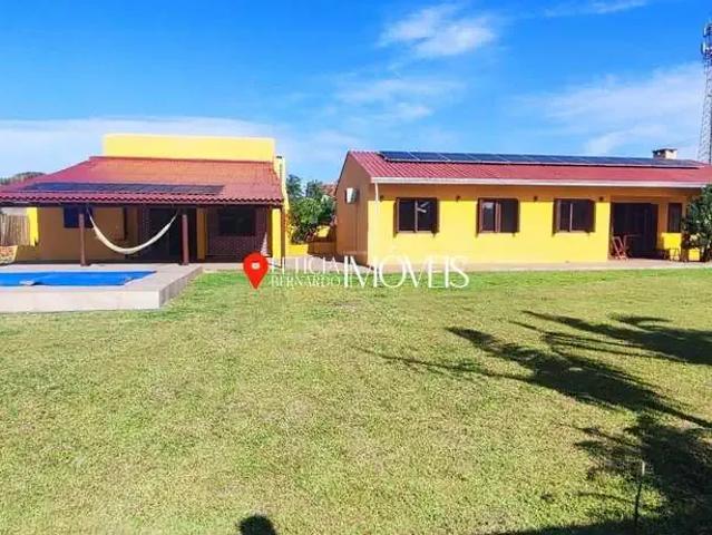 Casa / Sobrado para Venda em Balneário Pinhal/RS Centro 3 Quartos
