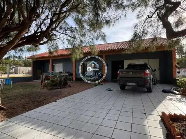 Casa / Sobrado para Venda em Balneário Pinhal/RS Centro 3 Quartos