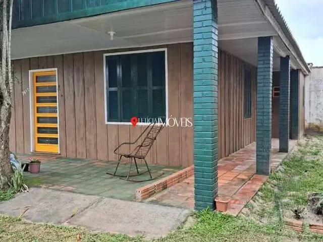 Casa / Sobrado para Venda em Balneário Pinhal/RS Centro 3 Quartos