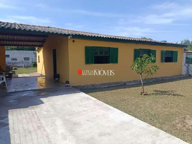 Casa / Sobrado para Venda em Balneário Pinhal/RS Centro 3 Quartos