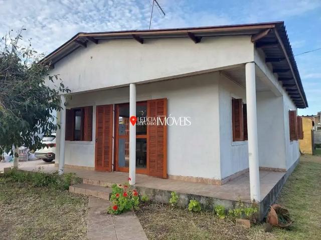 Casa / Sobrado para Venda em Balneário Pinhal/RS Centro 3 Quartos