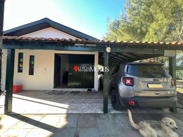 Casa / Sobrado para Venda em Balneário Pinhal/RS Centro 3 Quartos