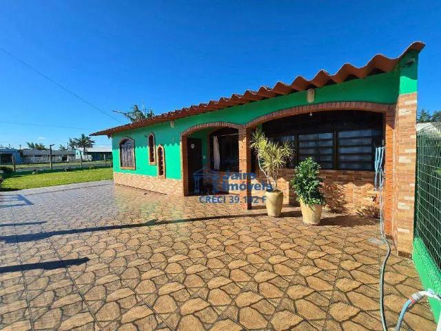 Casa / Sobrado para Venda em Balneário Pinhal/RS Centro 3 Quartos