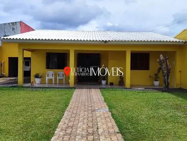 Casa / Sobrado para Venda em Balneário Pinhal/RS Centro 4 Quartos