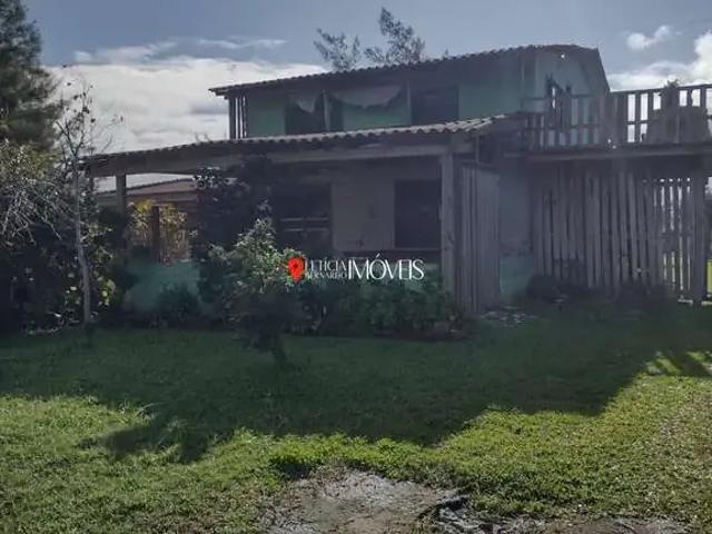 Casa / Sobrado para Venda em Balneário Pinhal/RS Centro 4 Quartos