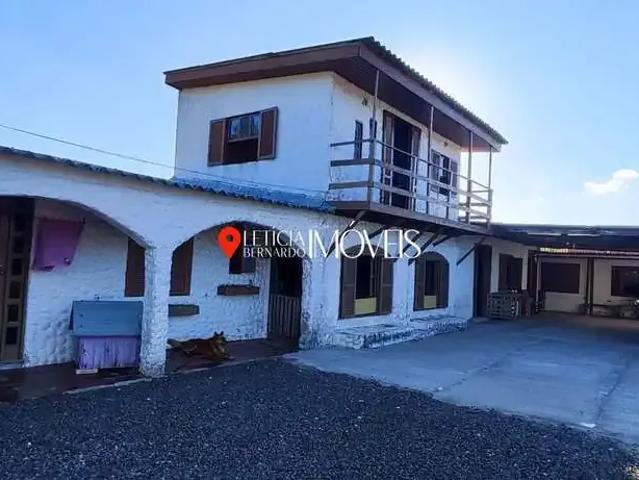 Casa / Sobrado para Venda em Balneário Pinhal/RS Centro 4 Quartos