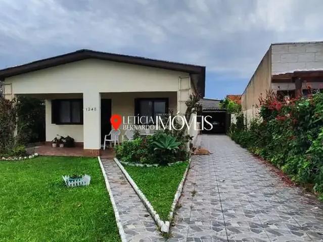 Casa / Sobrado para Venda em Balneário Pinhal/RS Centro 4 Quartos