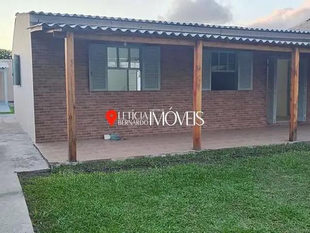 Casa / Sobrado para Venda em Balneário Pinhal/RS Centro 4 Quartos