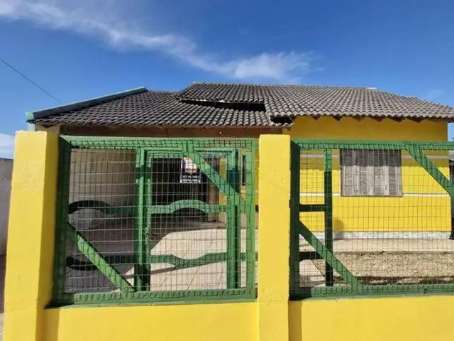 Casa / Sobrado para Venda em Balneário Pinhal/RS Centro 4 Quartos