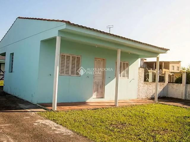 Casa / Sobrado para Venda em Balneário Pinhal/RS Centro 5 Quartos