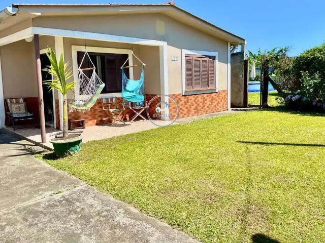 Casa / Sobrado para Venda em Balneário Pinhal/RS Centro 5 Quartos