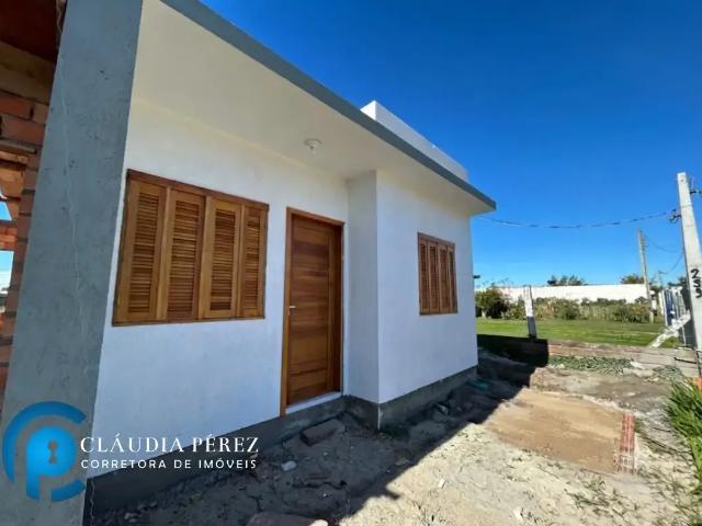 Casa / Sobrado para Venda em Balneário Pinhal/RS Pinhal Zona Sul 2 Quartos