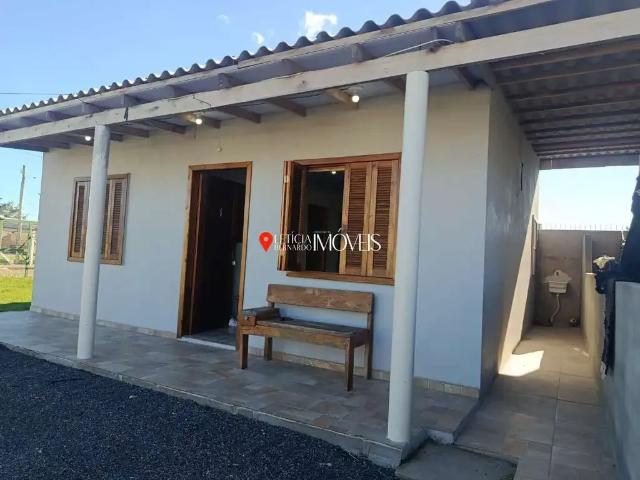 Casa / Sobrado para Venda em Balneário Pinhal/RS Praia Do Magistério 4 Quartos