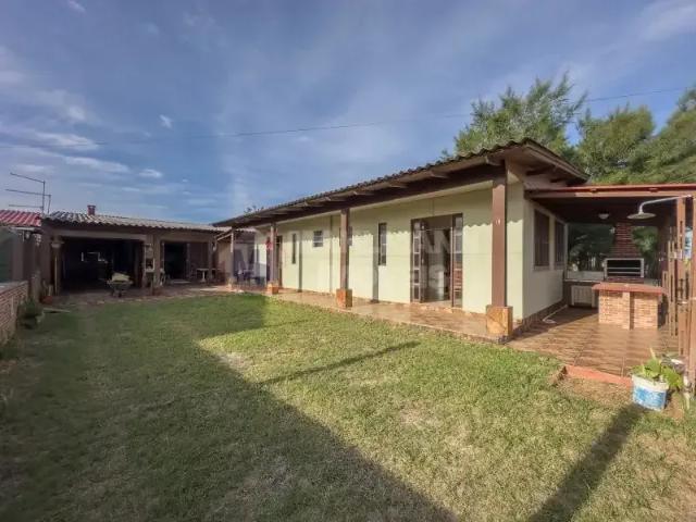 Casa / Sobrado para Venda em Balneário Pinhal/RS Praia Do Magistério 3 Quartos