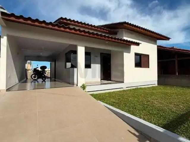 Casa / Sobrado para Venda em Balneário Rincão/SC Zona Sul 3 Quartos