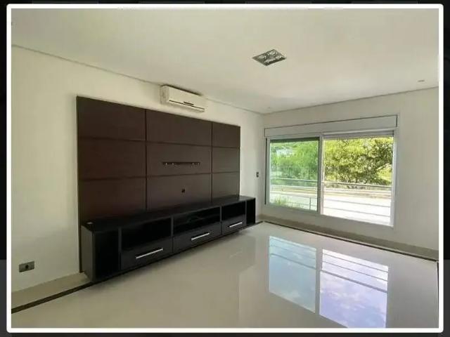 Casa / Sobrado para Venda em Barueri/SP Centro Comercial Jubran 4 Quartos