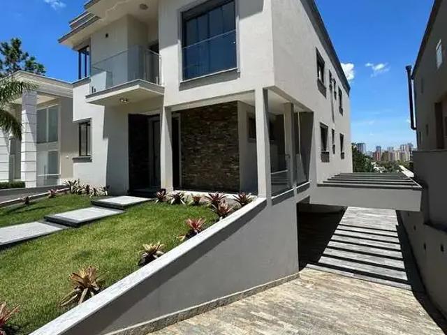 Casa / Sobrado para Venda em Barueri/SP Centro Comercial Jubran 4 Quartos