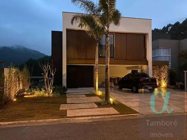 Casa / Sobrado para Venda em Barueri/SP Centro Comercial Jubran 4 Quartos