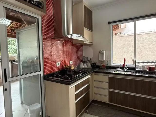 Casa / Sobrado para Venda em Barueri/SP Centro 2 Quartos
