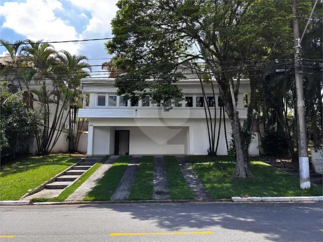 Casa / Sobrado para Venda em Barueri/SP Centro 5 Quartos