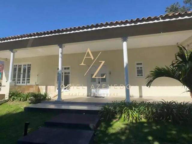 Casa / Sobrado para Venda em Barueri/SP Aldeia da Serra 5 Quartos