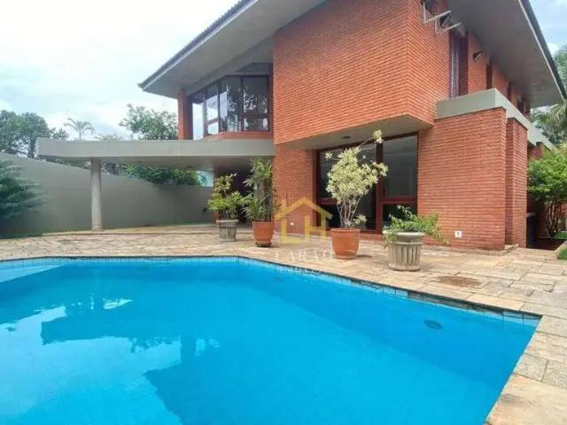 Casa / Sobrado para Venda em Barueri/SP Alphaville 4 Quartos