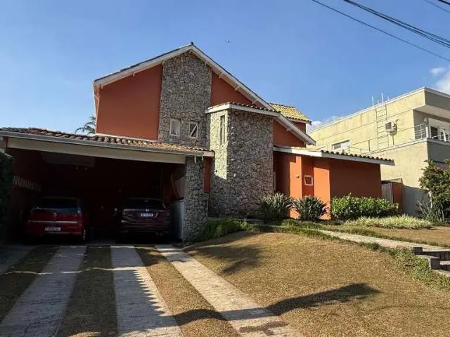 Casa / Sobrado para Venda em Barueri/SP Alphaville 4 Quartos