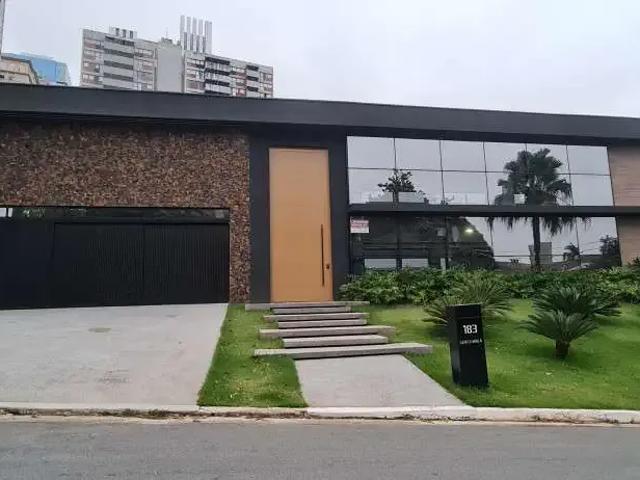 Casa / Sobrado para Venda em Barueri/SP Alphaville 4 Quartos
