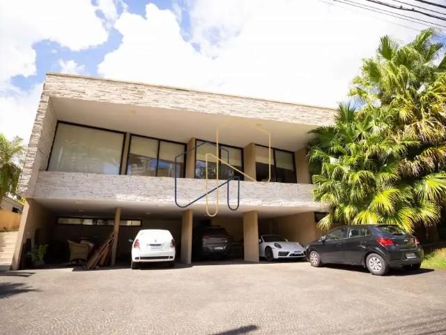 Casa / Sobrado para Venda em Barueri/SP Alphaville 4 Quartos