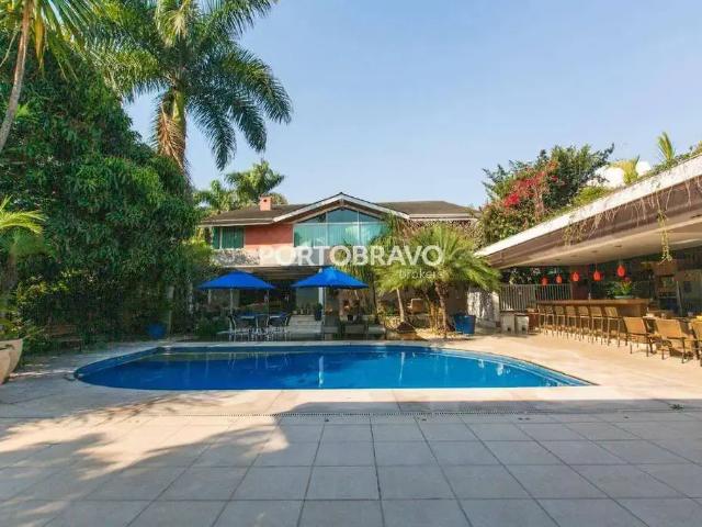 Casa / Sobrado para Venda em Barueri/SP Alphaville 4 Quartos