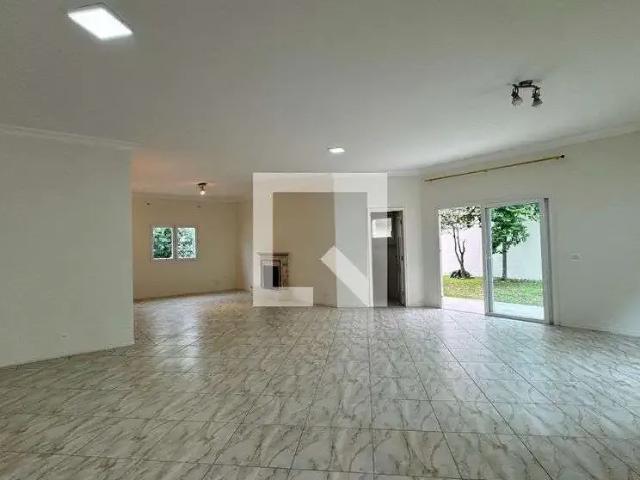 Casa / Sobrado para Venda em Barueri/SP Alphaville 4 Quartos