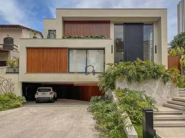 Casa / Sobrado para Venda em Barueri/SP Alphaville 4 Quartos