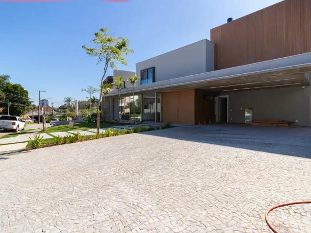 Casa / Sobrado para Venda em Barueri/SP Alphaville 5 Quartos
