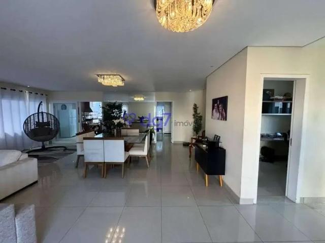 Casa / Sobrado para Venda em Barueri/SP Alphaville Centro de Apoio I 3 Quartos