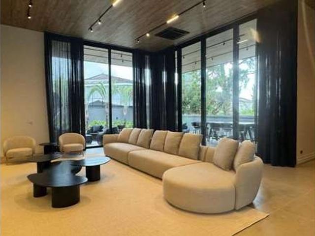 Casa / Sobrado para Venda em Barueri/SP Alphaville Residencial Um 4 Quartos
