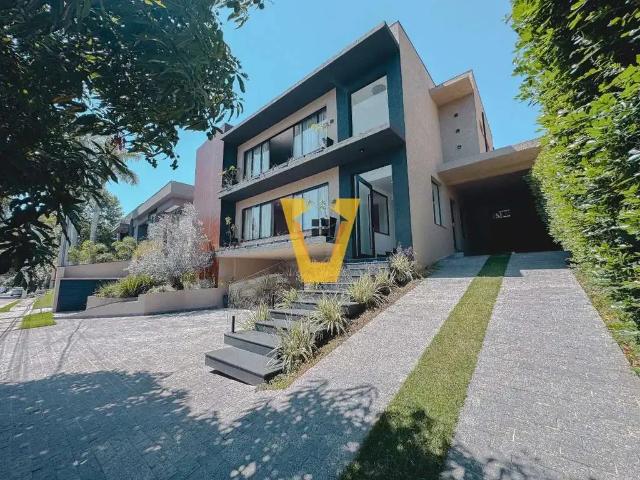 Casa / Sobrado para Venda em Barueri/SP Alphaville Residencial Um 5 Quartos