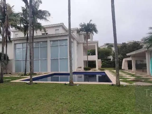 Casa / Sobrado para Venda em Barueri/SP Alphaville Residencial Zero 5 Quartos