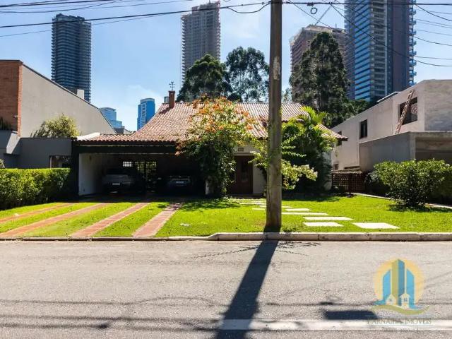 Casa / Sobrado para Venda em Barueri/SP Alphaville Residencial Dois 3 Quartos